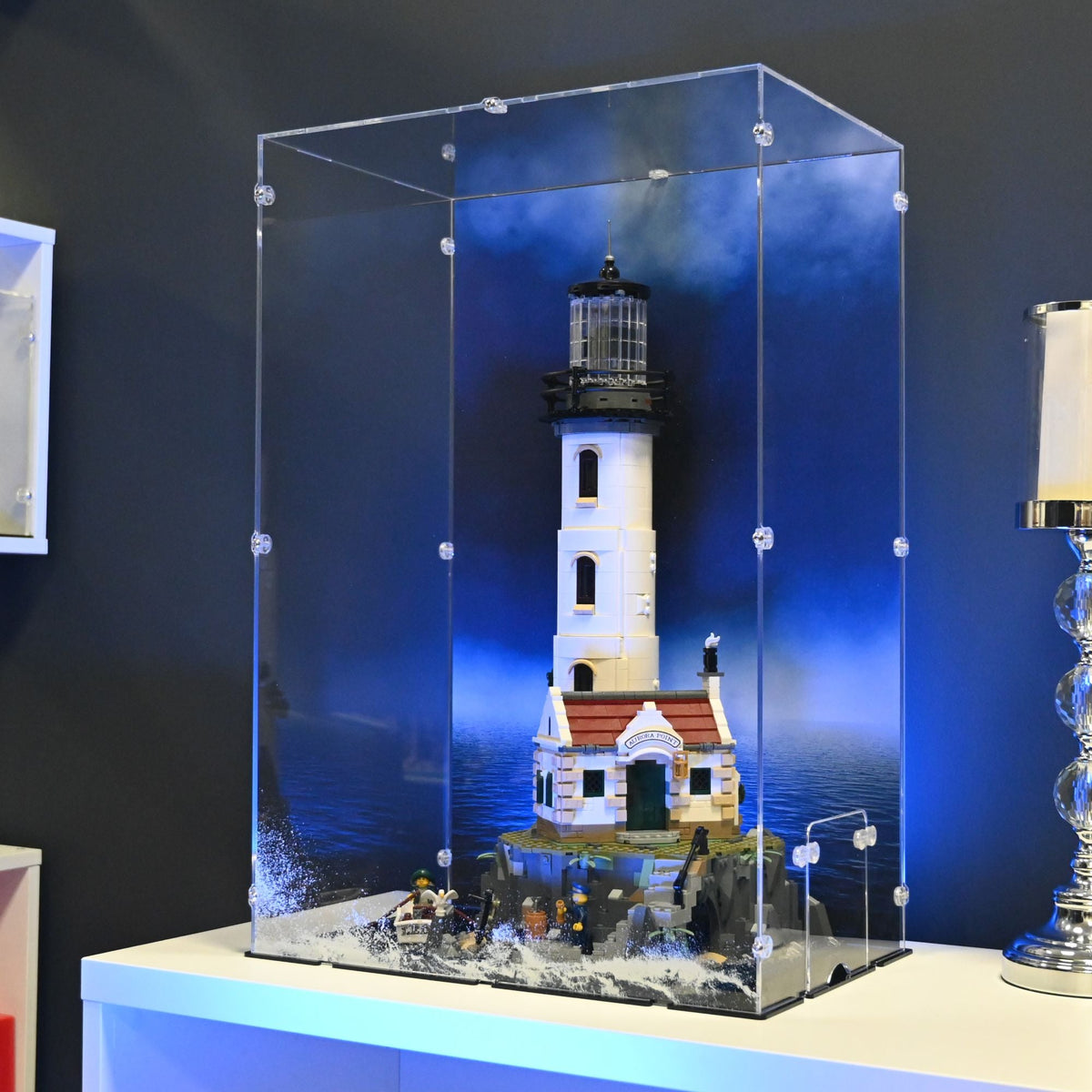 LEGO Powered UP Display Cases | iDisplayit — iDisplayit.com
